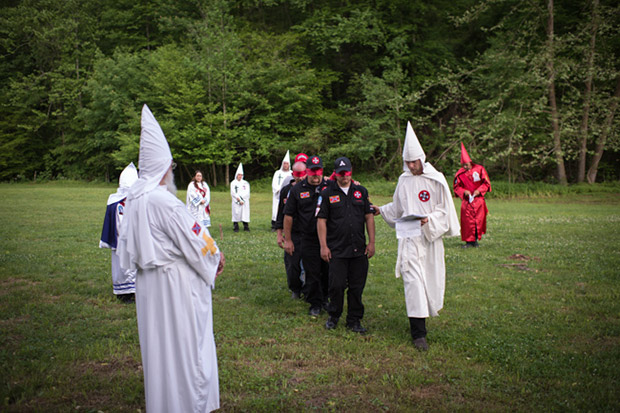 Photojournalist Captures the Ku Klux Klan in Their Everyday Lives ...