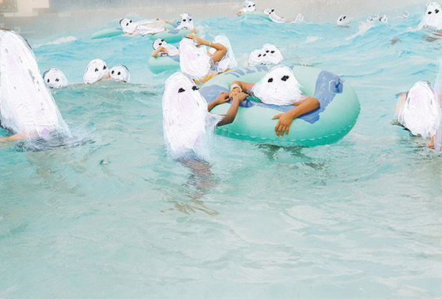 Old Photographs Painted over with Spooky Ghosts - Feature Shoot