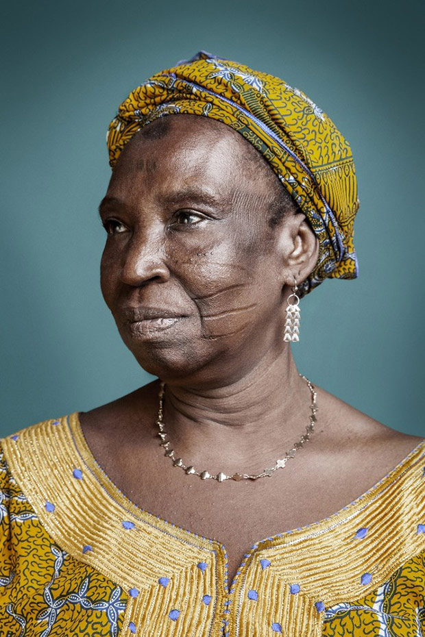 Striking Portraits Capture Africa's Final Generation of Scarification ...