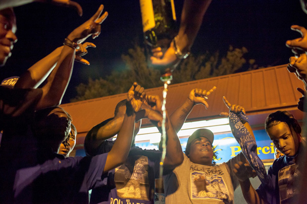 Powerful Photo Series Examines Post-Tobacco Era Durham, NC - Feature Shoot