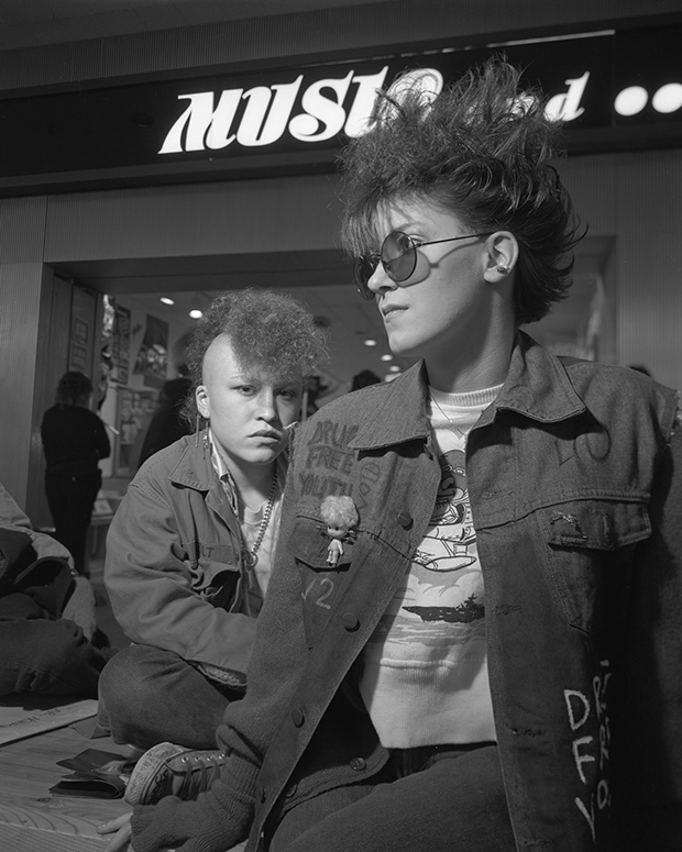 Photos Capture 1980s Mall Rats in Their Element - Feature Shoot