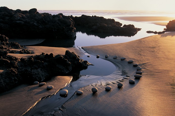 Mesmerizing Environmental Sculptures in Nature by Martin Hill - Feature ...