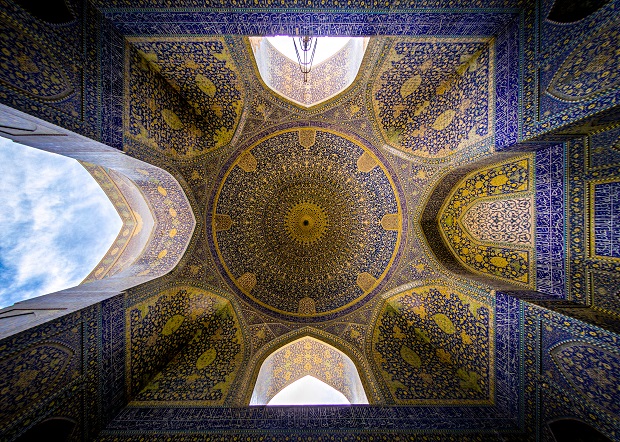 Photos Showcase the Exquisite Intricacy of Iranian Mosques - Feature Shoot
