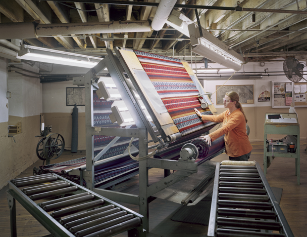 A Mesmerizing Look Inside America’s Textile Factories and Mills ...