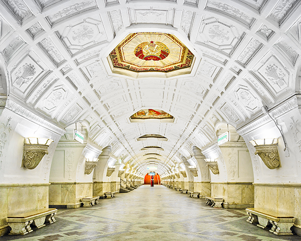 Behold the Glitz and Grandeur of Russia's Metro Stations Built by ...