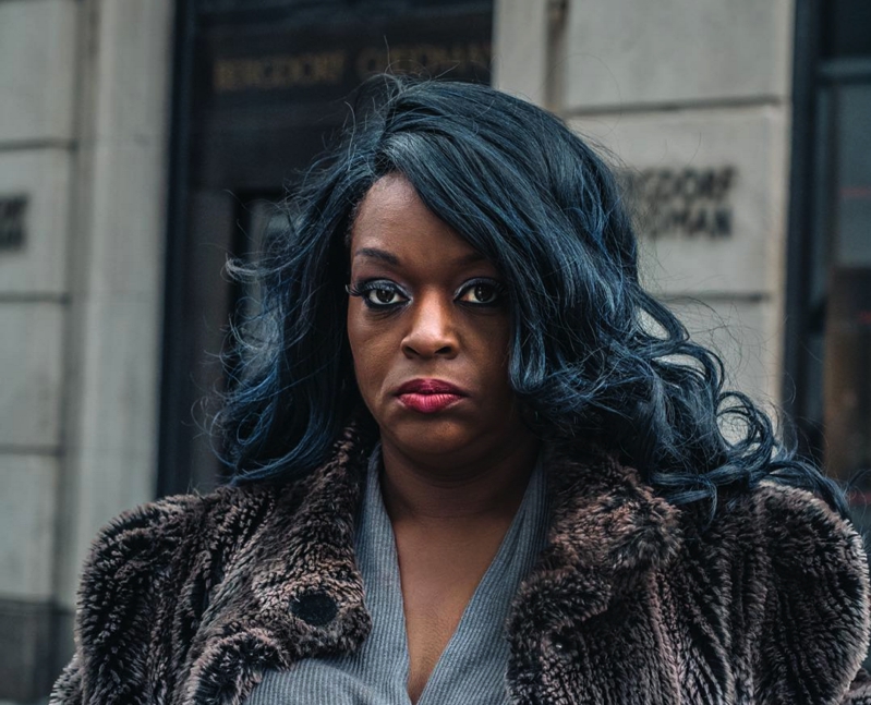 A Street Photographer Makes All of His Portraits in One Famous Spot in ...