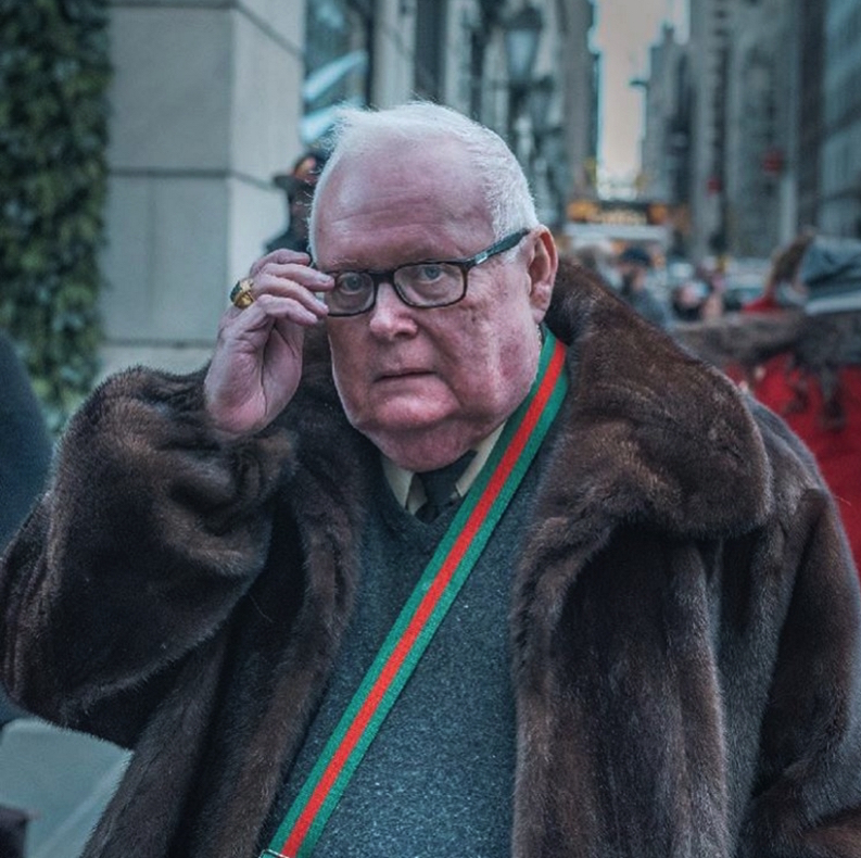 A Street Photographer Makes All of His Portraits in One Famous Spot in ...