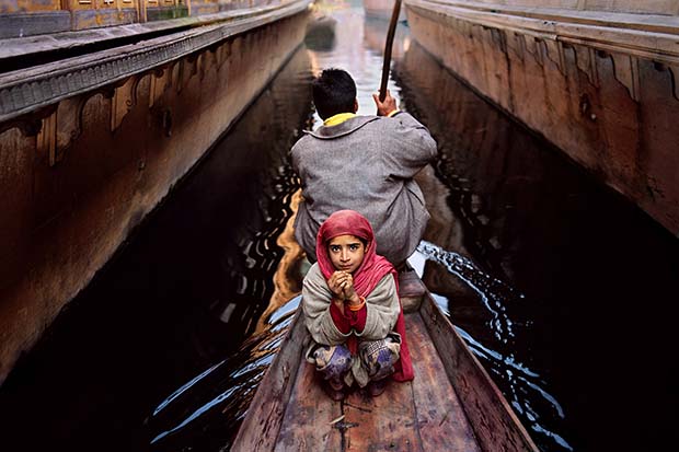 Steve McCurry's Unforgettable Photos of India, Shot Over 3 Decades ...