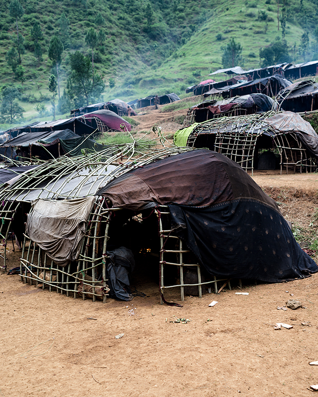 The Last Hunter-Gatherers of the Himalayas - Feature Shoot The Last Hunter-Gatherers of the Himalayas - Feature Shoot
