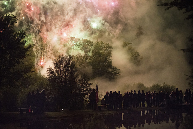 Extraordinary Yet Unconventional Photos of Fireworks (Sponsored ...