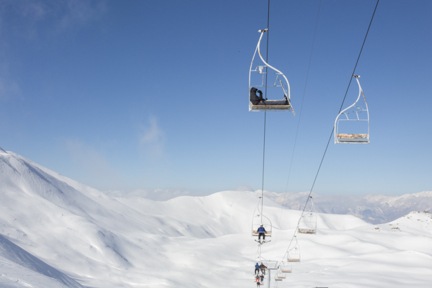 A glimpse into the little-known world of ski in Iran - Feature Shoot