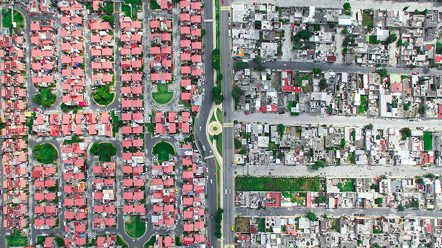 One Photographer's Astonishing Depiction of Inequality - Feature Shoot