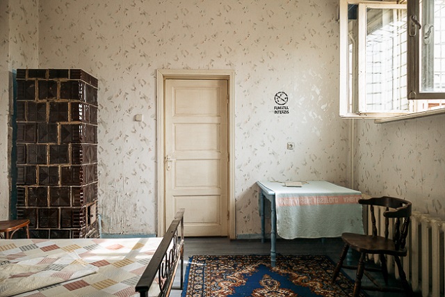 The Only Spaces for Intimacy in Romanian Jails - Feature Shoot