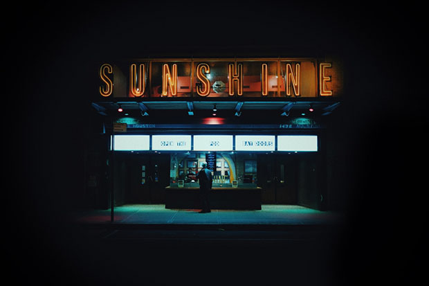 Photos of Lonely Strangers in the Streets of NYC at Night - Feature Shoot