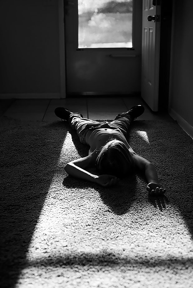 Troy Colby photographs the fragility of being a father - Feature Shoot