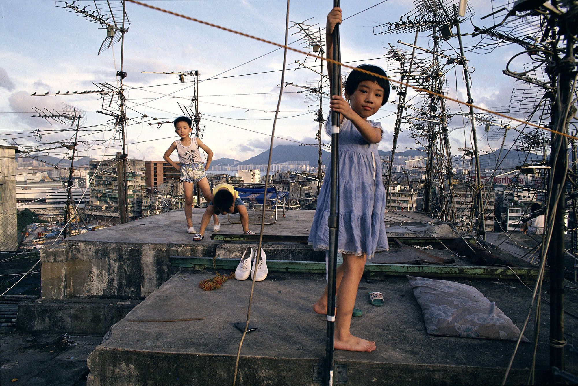 Welcome to Kowloon Walled City, One of the Most Misunderstood Places in ...