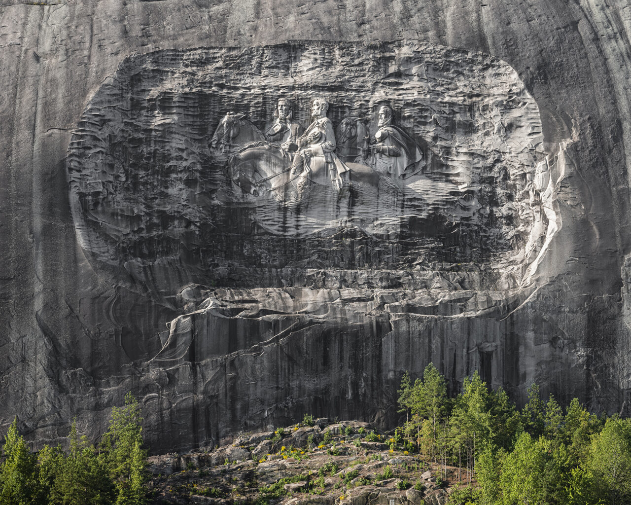 Landscapes Touched by Violence, Conflict, and Beauty, in Photos ...